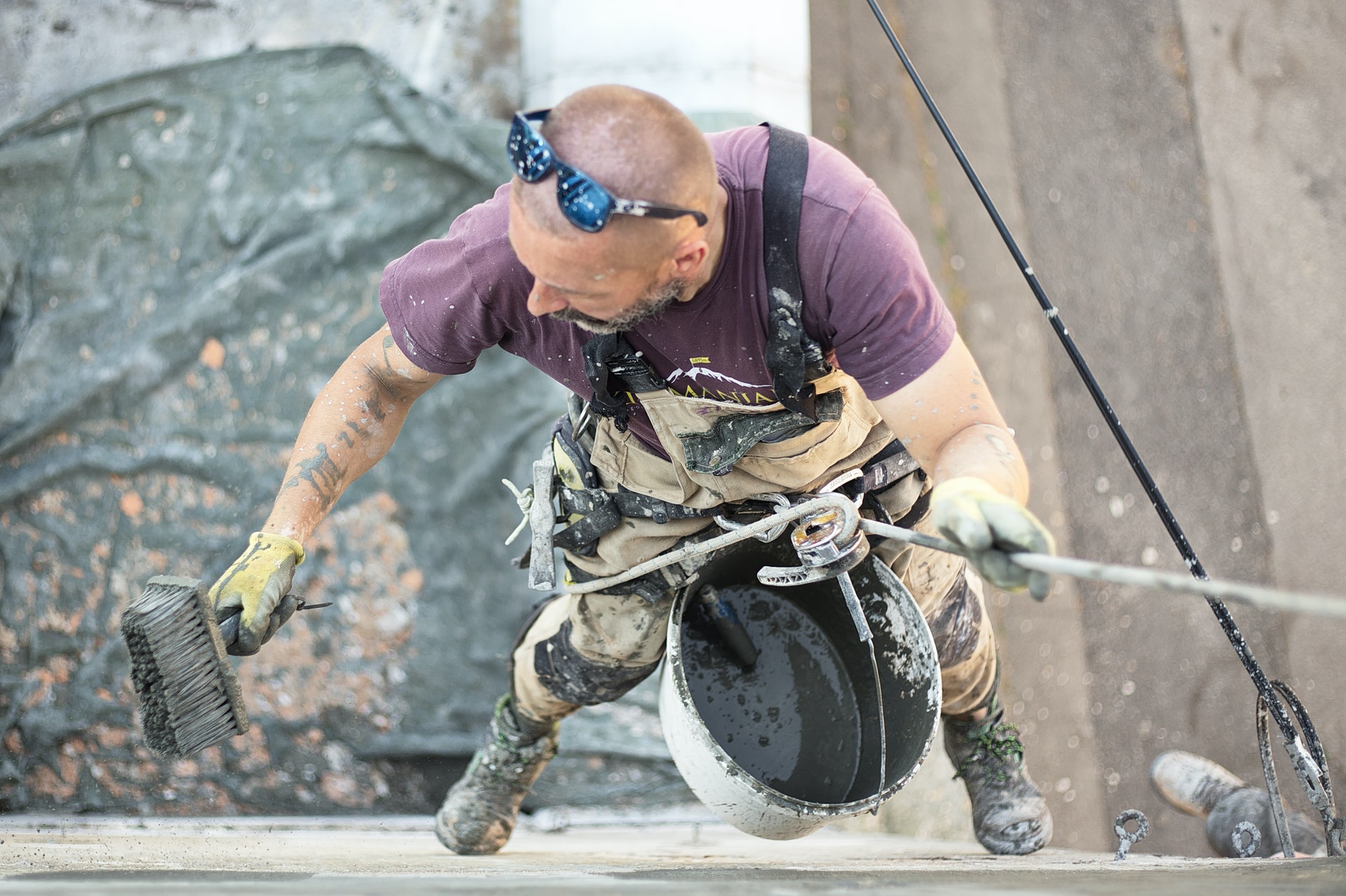 Why it's important for a plasterer to have website visibility - UENI Blog